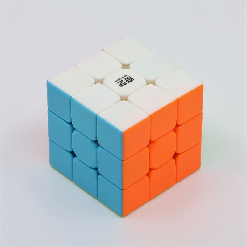 QiYi Warrior W 3x3 kaufen - Cubeshop schweiz Farbe Stickerless